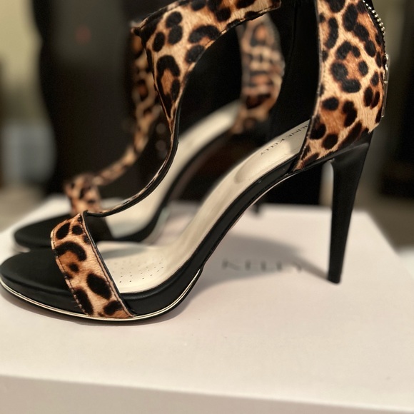 Katherine Kelly | Shoes | New Katherine Kelly Leopard Sandal With 4 ...